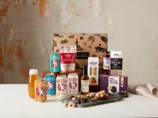 Gourmet Christmas Hampers With FREE Australia-Wide Delivery